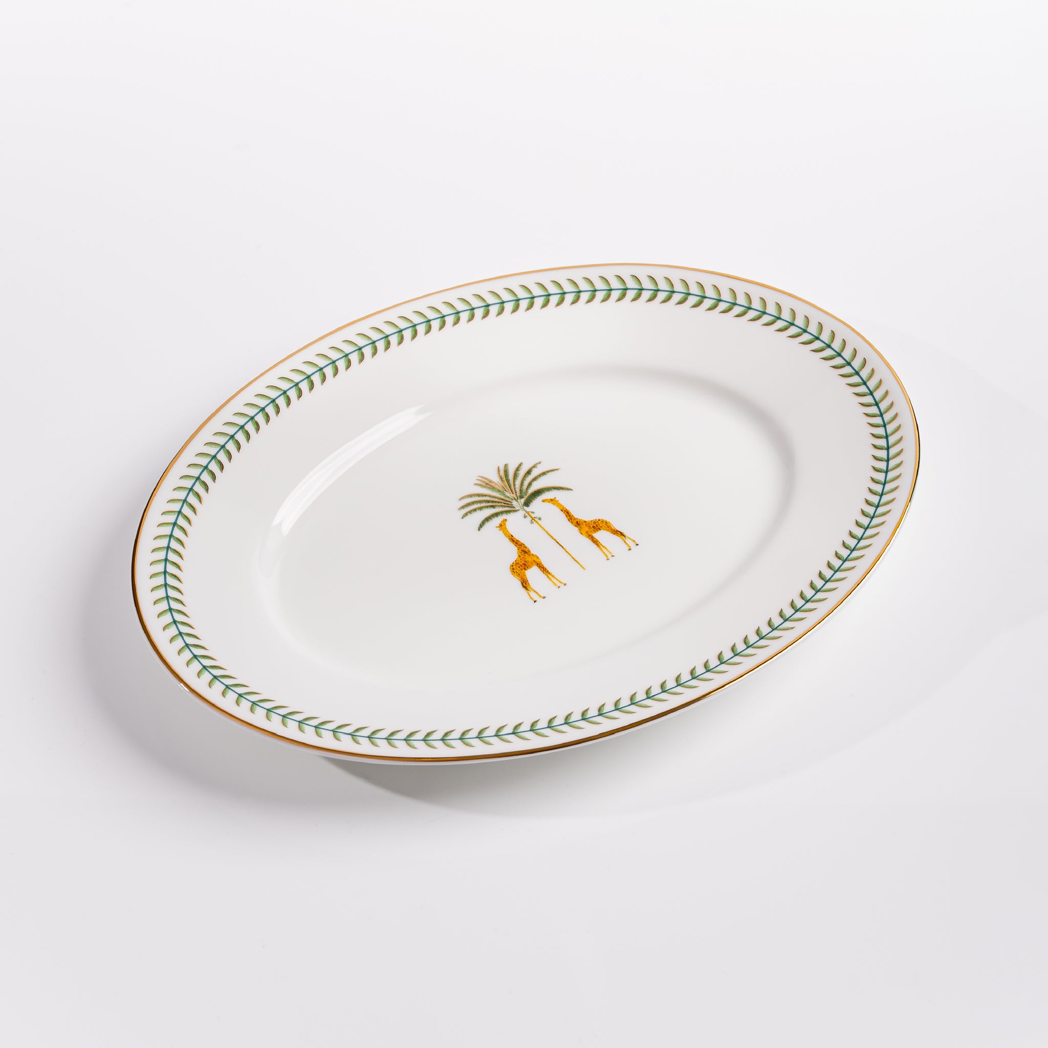 Nyara Small Oval Platter - 26 cm | Vegan Bone China | Studio Earth